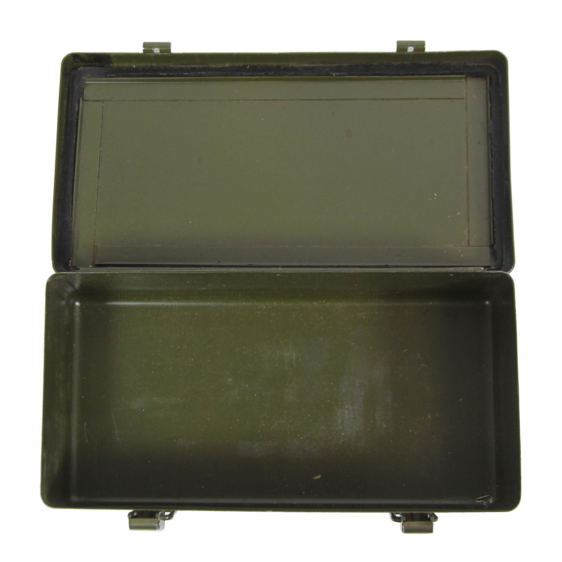 Kit, First-Aid, Motor, Vehicle, 12 Unit, Item No. 9777300, 1st Type, 1942