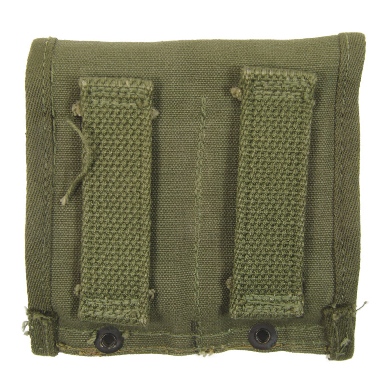 Pouch, Magazine, M1 Carbine, AVERY 1945, OD 7