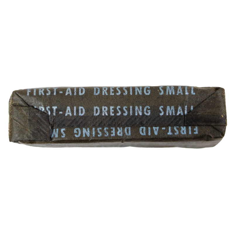 Small First-Aid Dressing, US Army, Carlisle Model, 1942, THE AMERICAN WHITE CROSS LABS, Item No ...