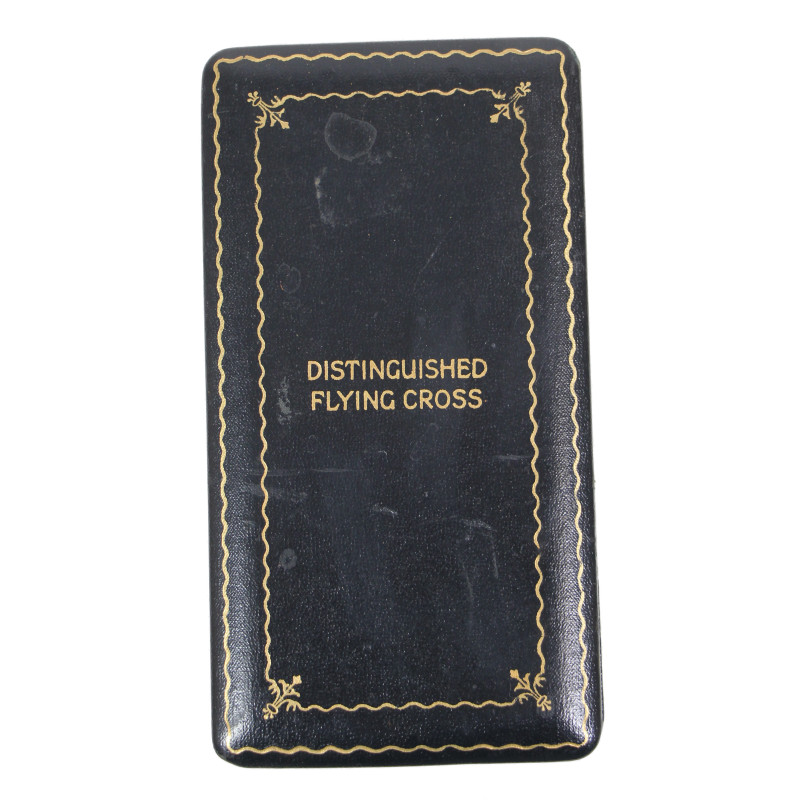 Medal, Distinguished Flying Cross, in Case, Complete